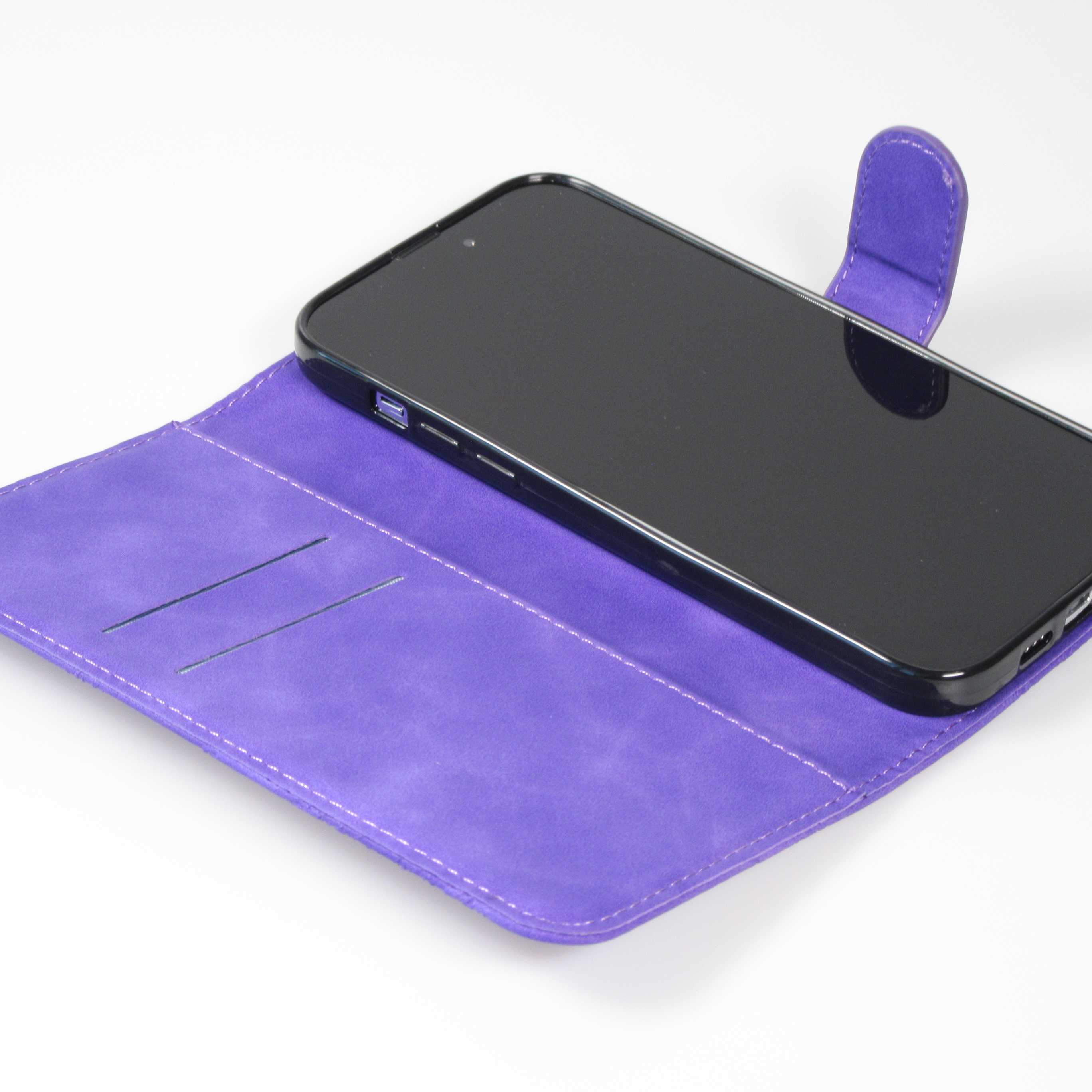 Fourre iPhone 14 Plus - Flip 3D en similicuir Oeil du tigre - Violet ...